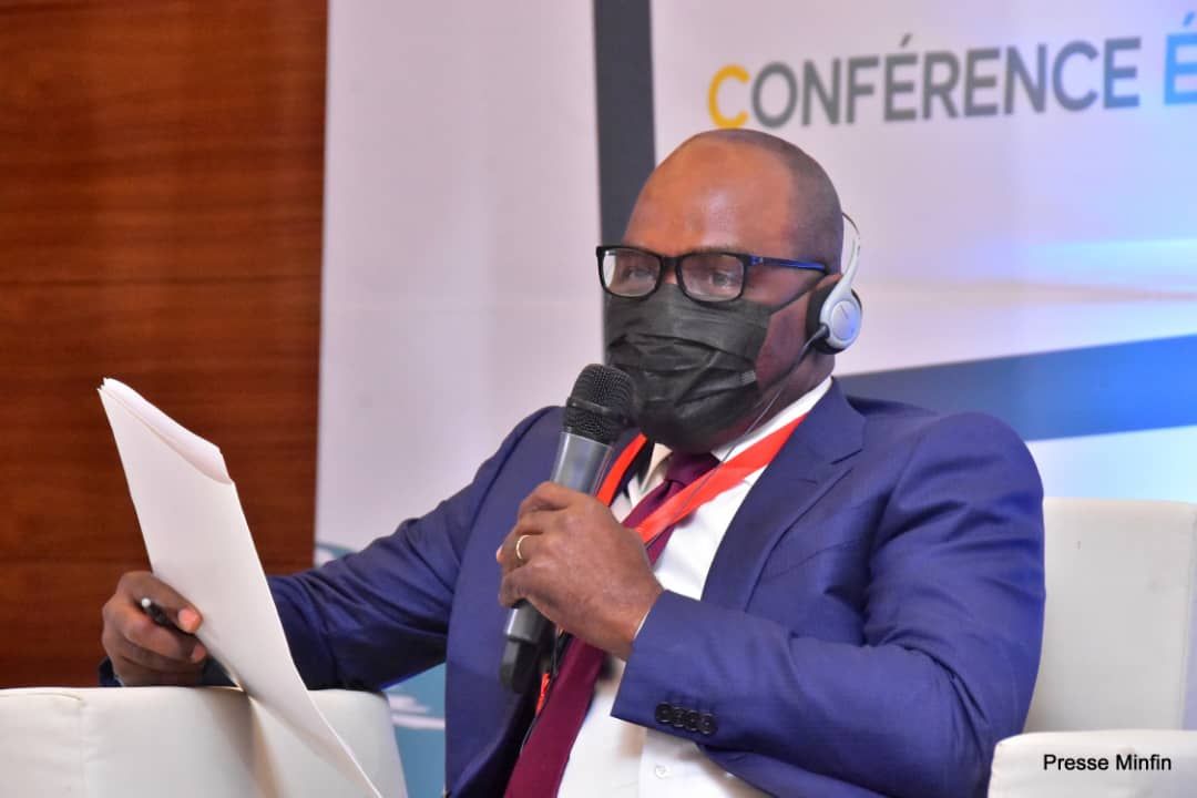 Le Ministre des Finances Nicolas KAZADI prend une part active à la 16ème Conférence économique ...